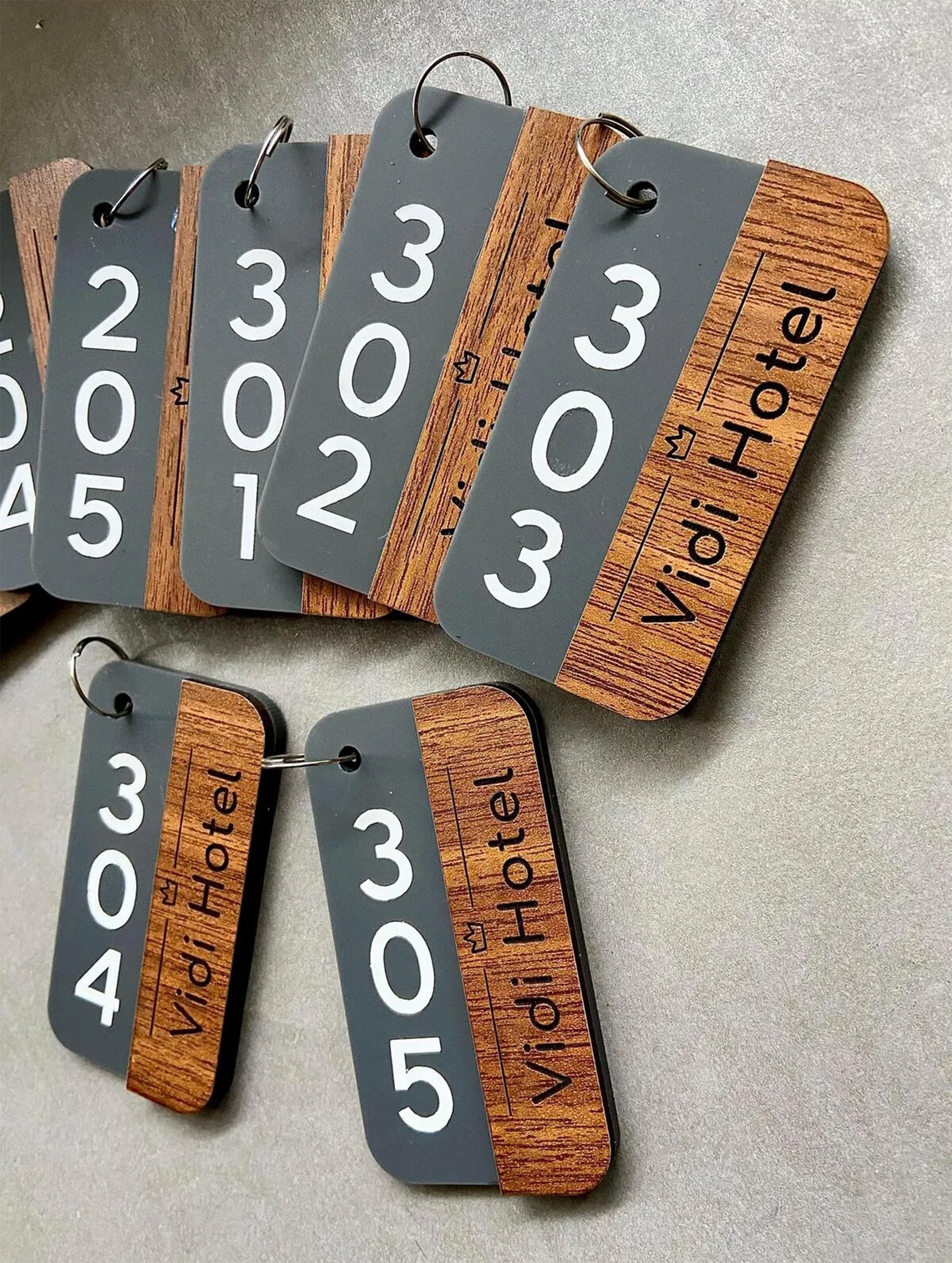 Personalized Hotel Keychain, Custom Guesthouse Key Fob, Keyring With ...