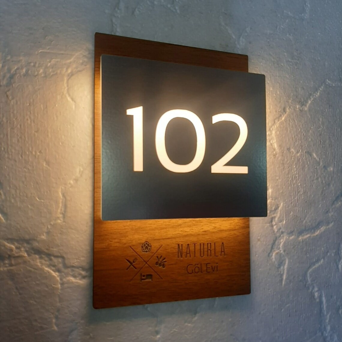 Custom Wooden Door Sign for Hotel, LED Door Number Sign for Hotel Room ...