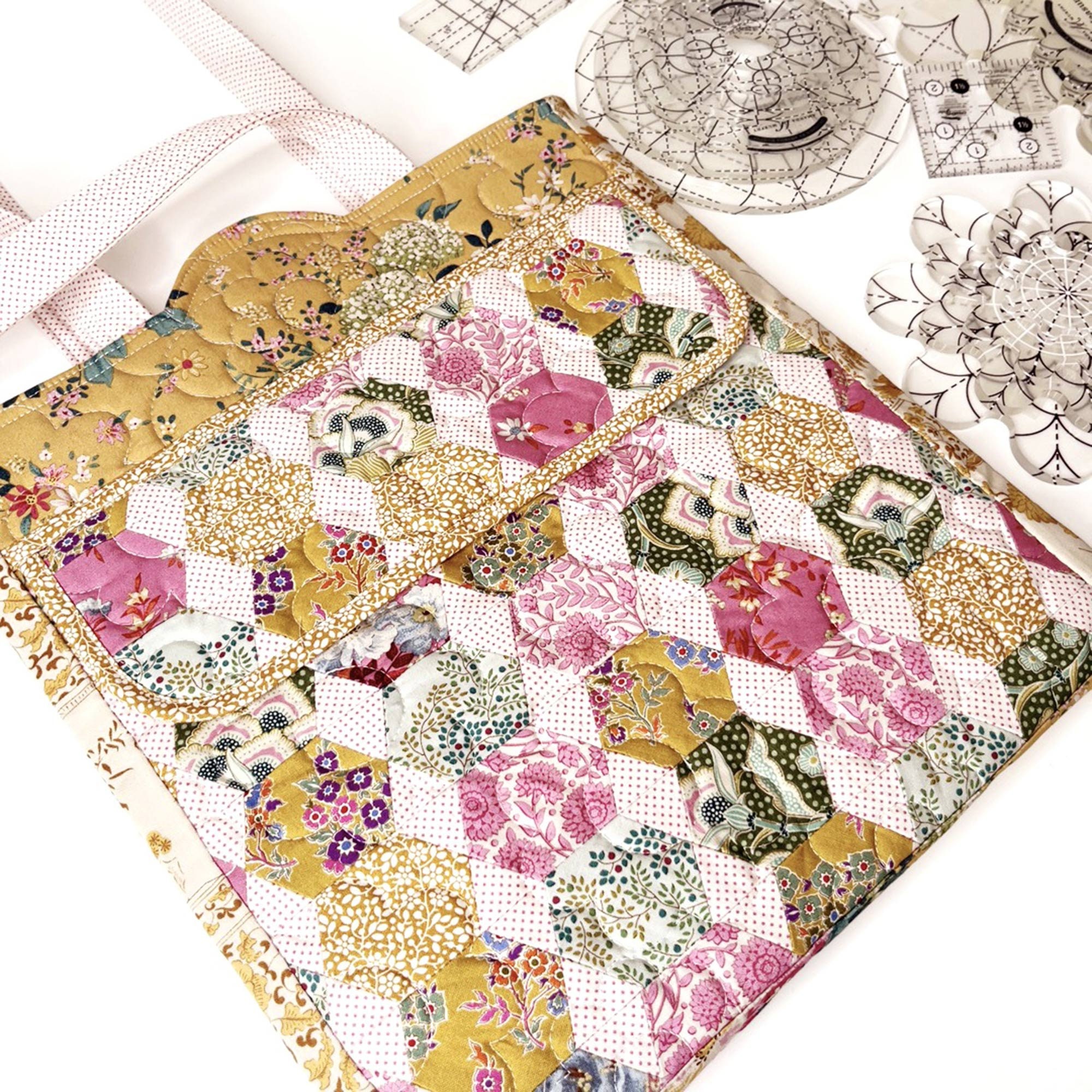 Pattern - Ruler Bag With Special Compartments (patchwork and Quilting ...