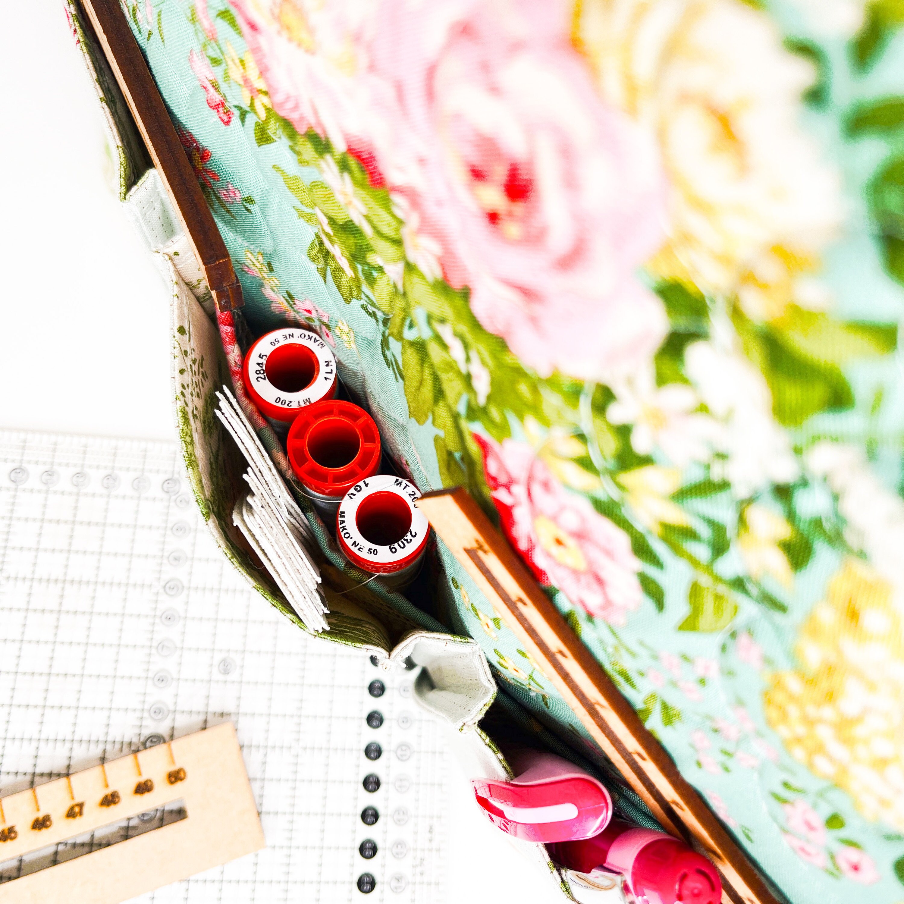 Pattern - Ruler Bag With Special Compartments (patchwork and Quilting ...
