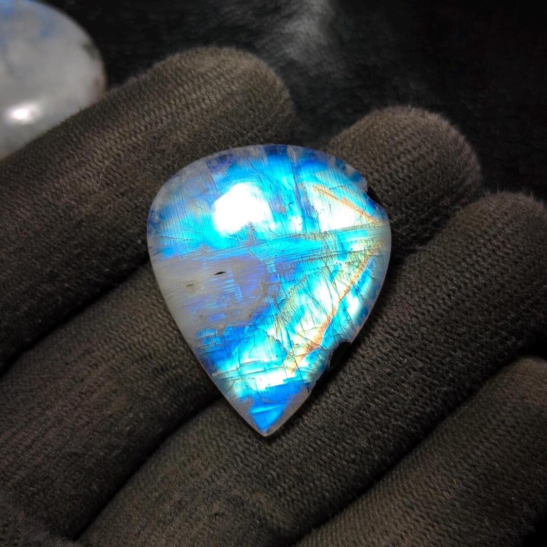 100 % Natural Moonstone Gemstone Wholesale Attractiv Pear Shape Size ...