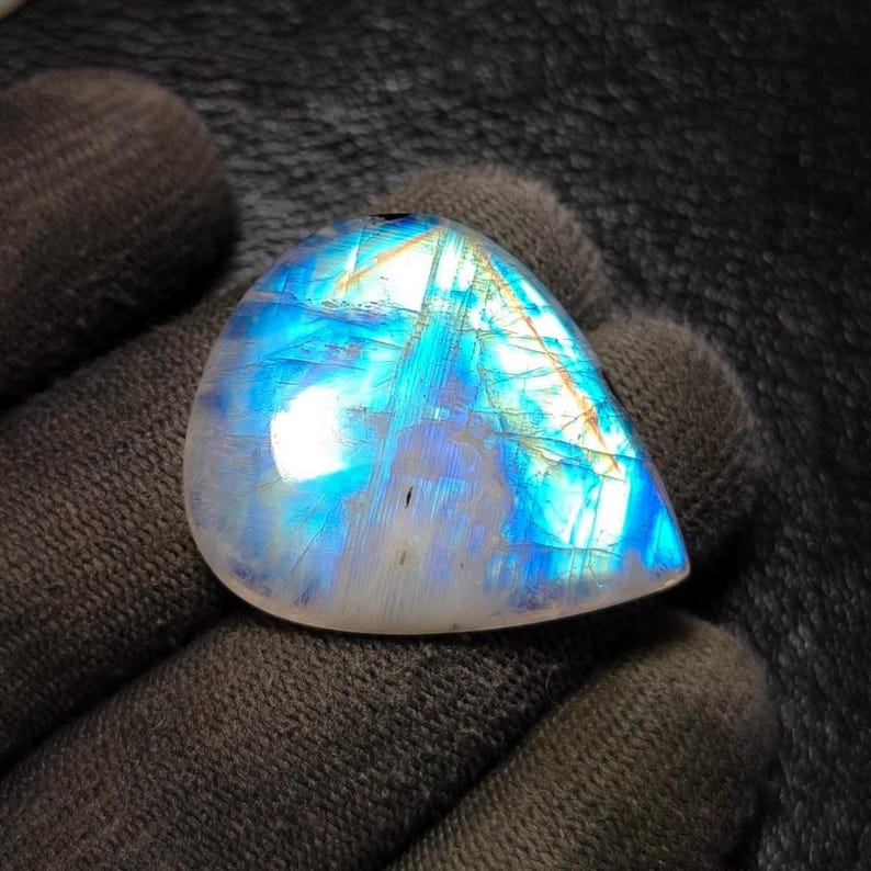 100 % Natural Moonstone Gemstone Wholesale Attractiv Pear Shape Size ...