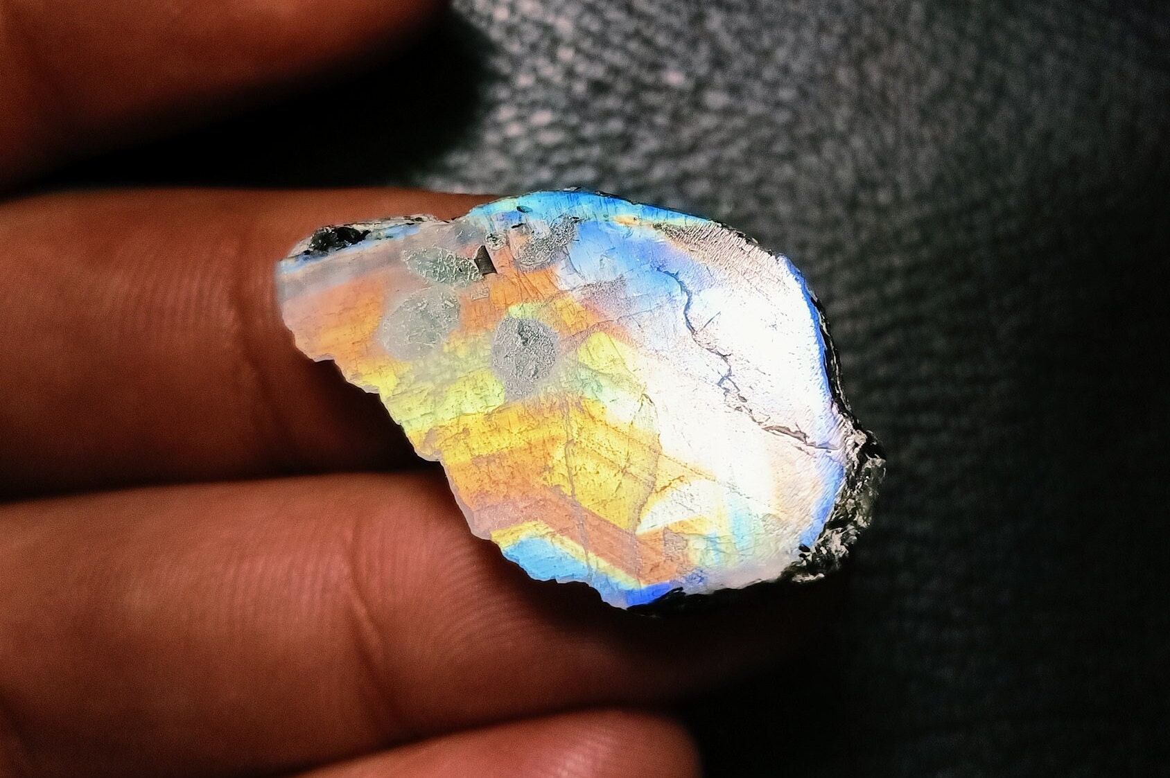 Top Quality Blue Flashy Rainbow Moonstone, Fancy Shape Moonstone, Raw ...