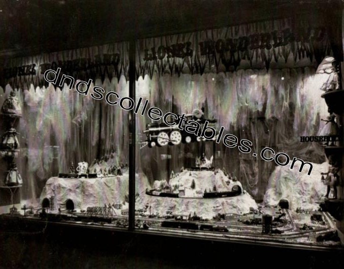 Vintage Late 1950's Holiday Store Lionel Train Window Display, Scranton ...