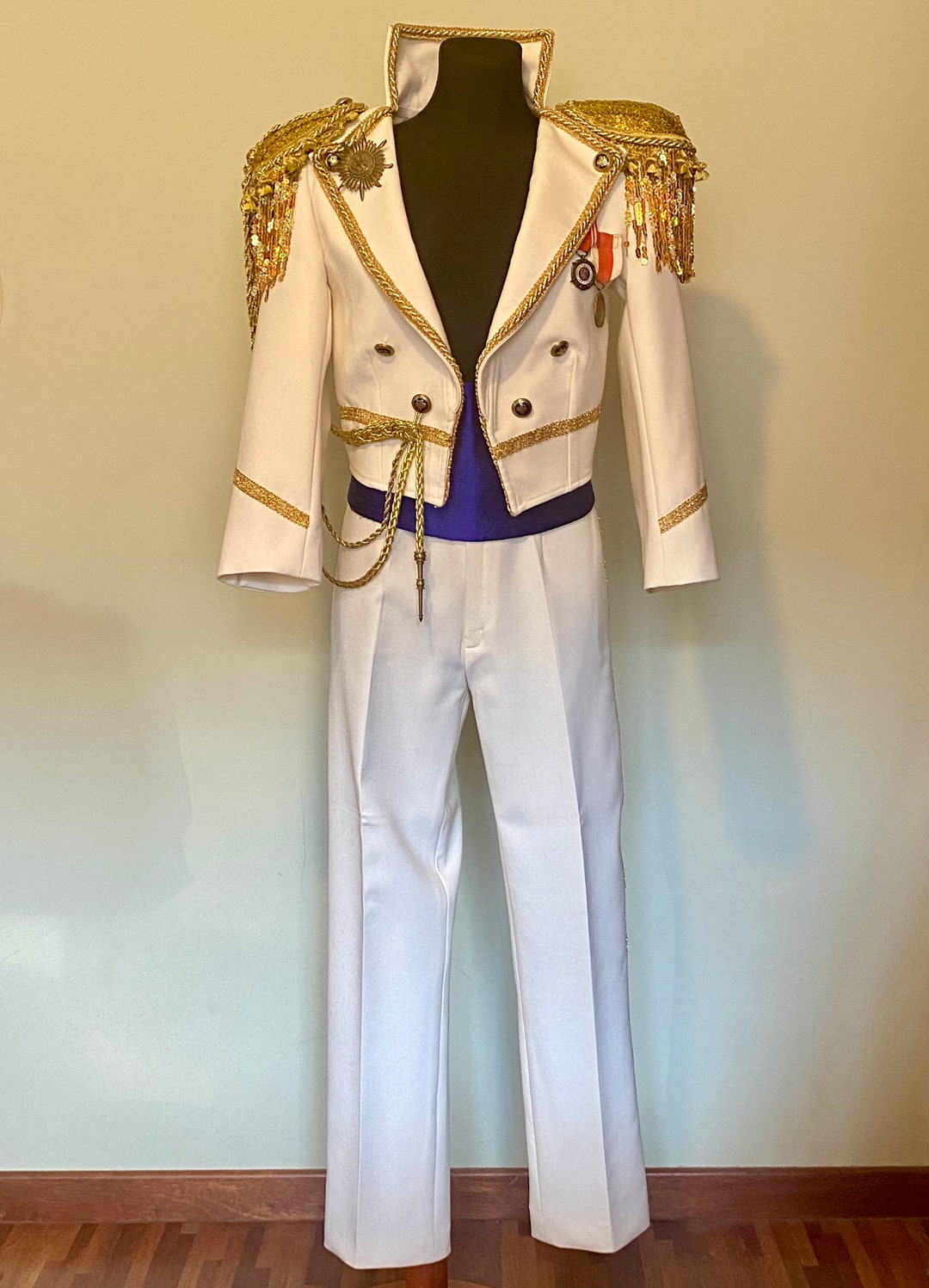 Freddie Mercury Costume, Soldier Uniform, Ecra Uniform, Costume Uniform ...