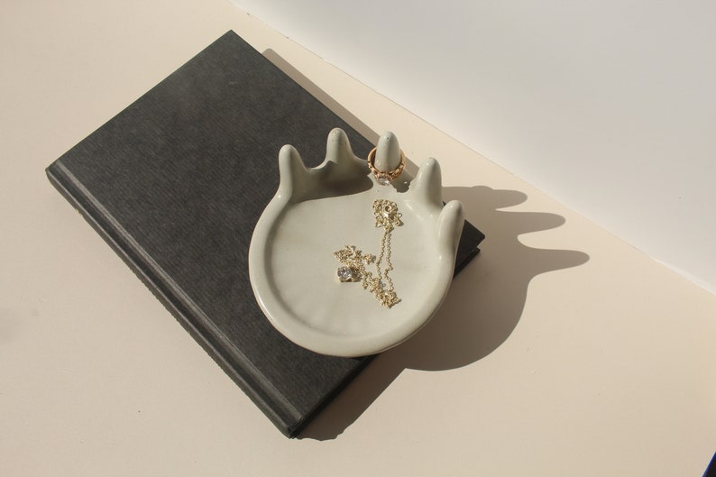 Handmade Concrete Ring Tray: Modern Jewelry Holder - Etsy