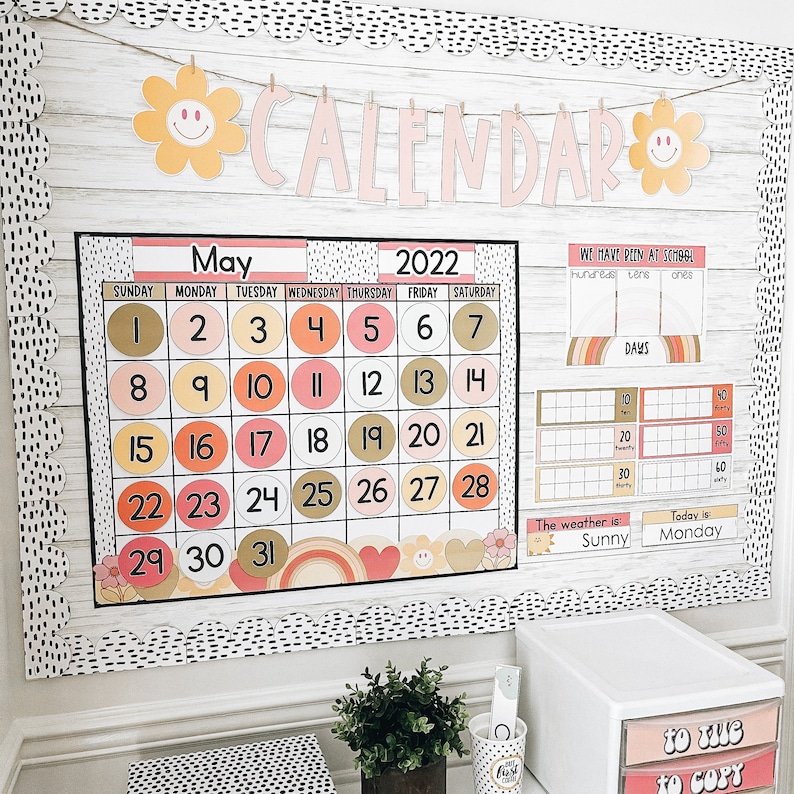 Retro Classroom Decor Calendar Kit - Etsy