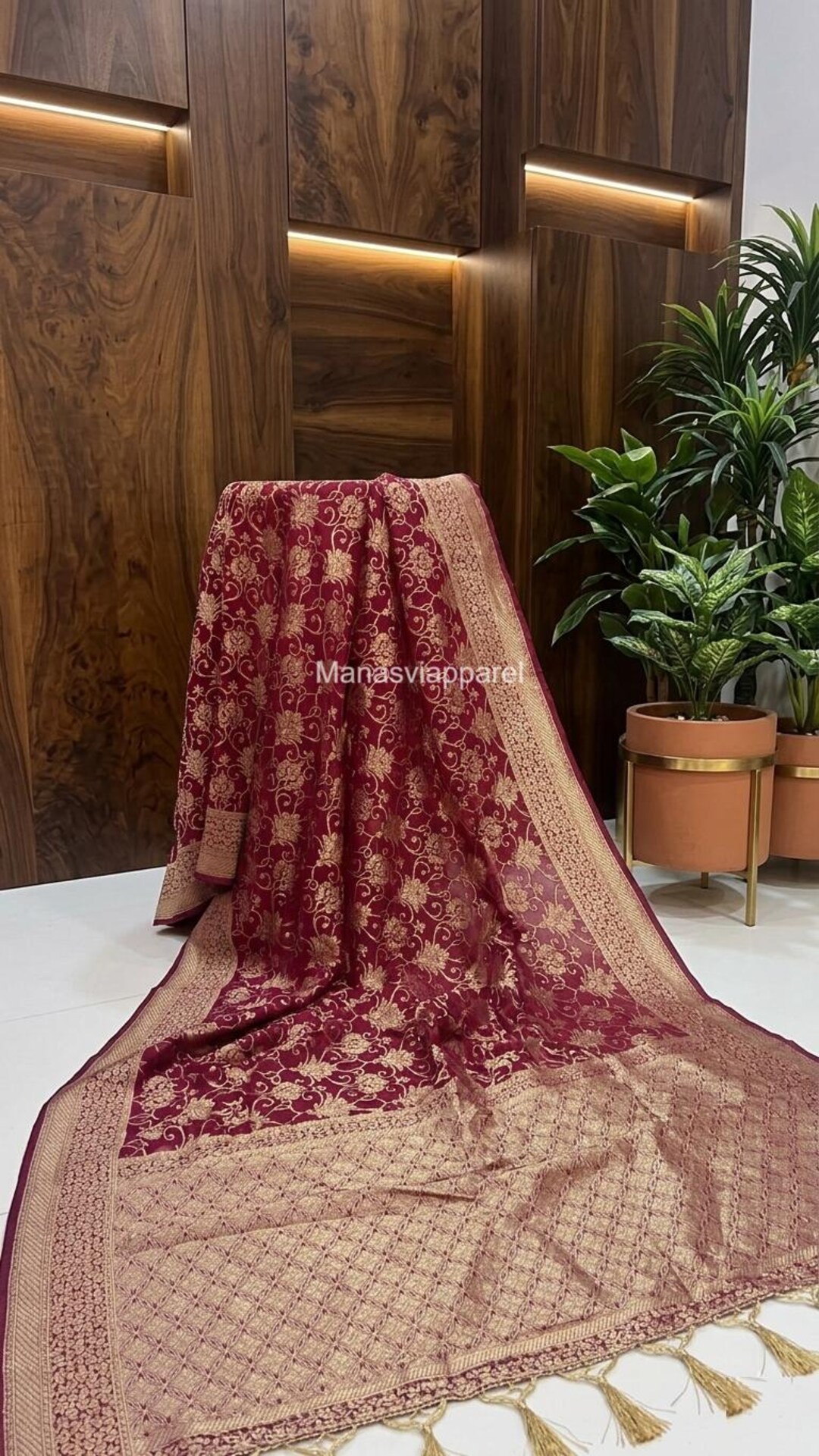 Traditional Crepe Khadi Silk Saree,elegant Zari Woven Pallu and ...
