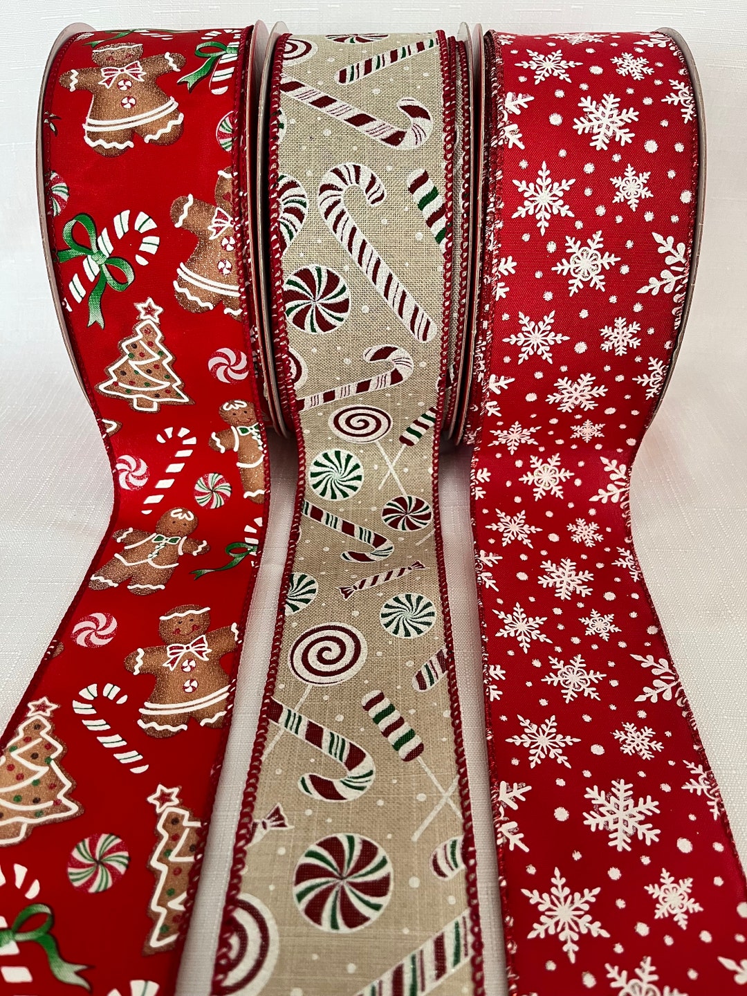 Red Gingerbread Men & Trees With Christmas Candy and Snowflake Bundle ...