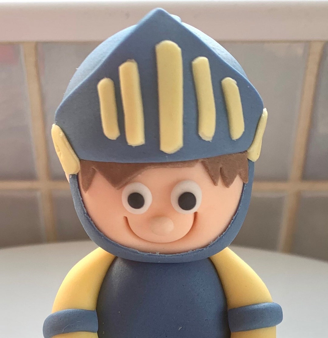 Knight Cake Topper, Dragon Cake Topper, Handmade Edible Cake Topper - Etsy