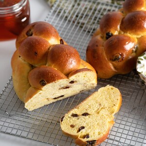 Stern's Bakery Kosher Fresh Traditional Raisin Challah Bread 16 Ounce ...