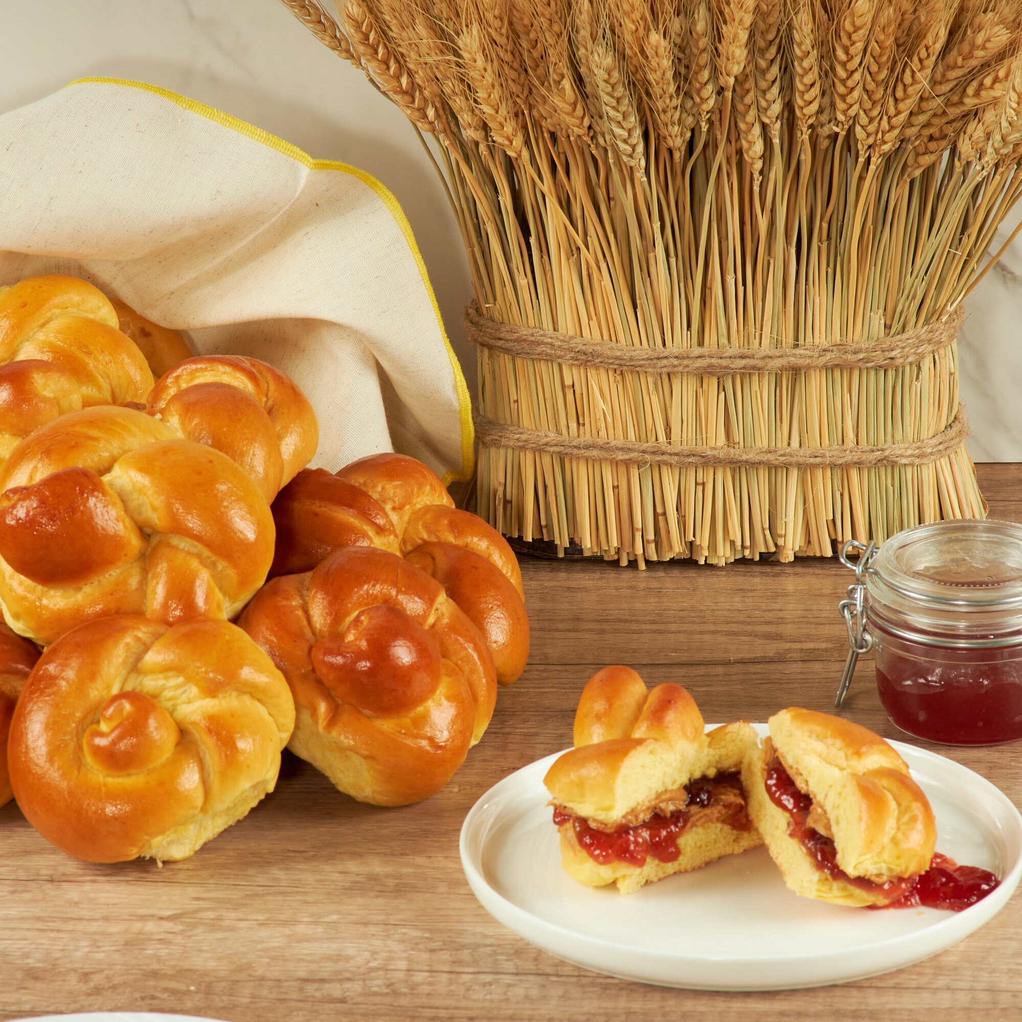 Stern's Bakery Kosher Braided Challah Rolls Traditional Fresh Delicious ...