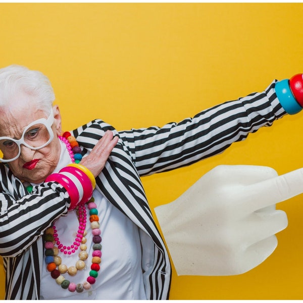 Middle Finger Statue - Etsy