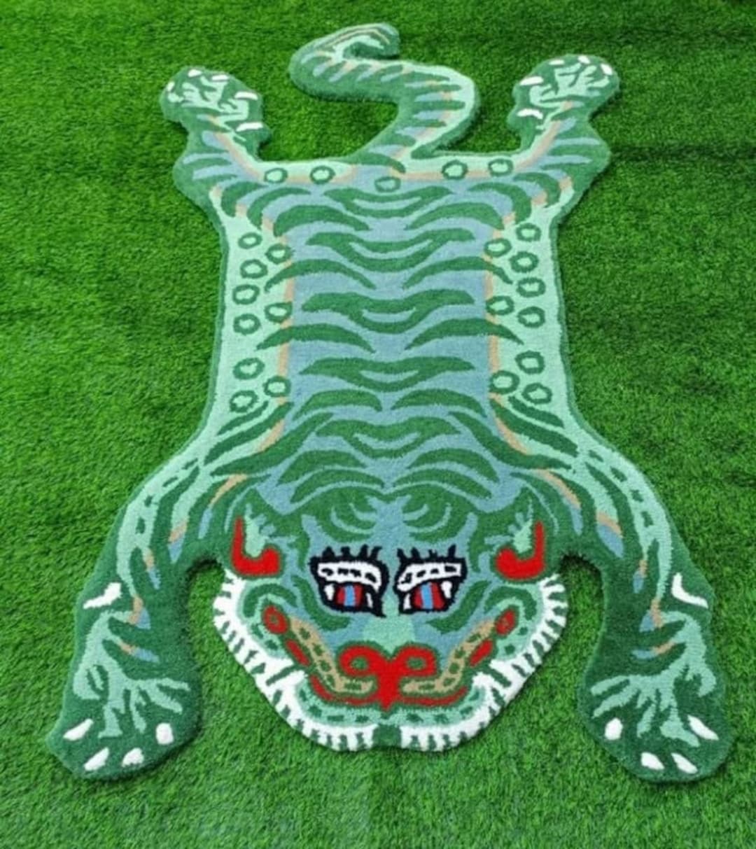 Luxury Tiger Shaped Handtufted Rug, All Cut Rug, Tibetan Tiger Rug ...