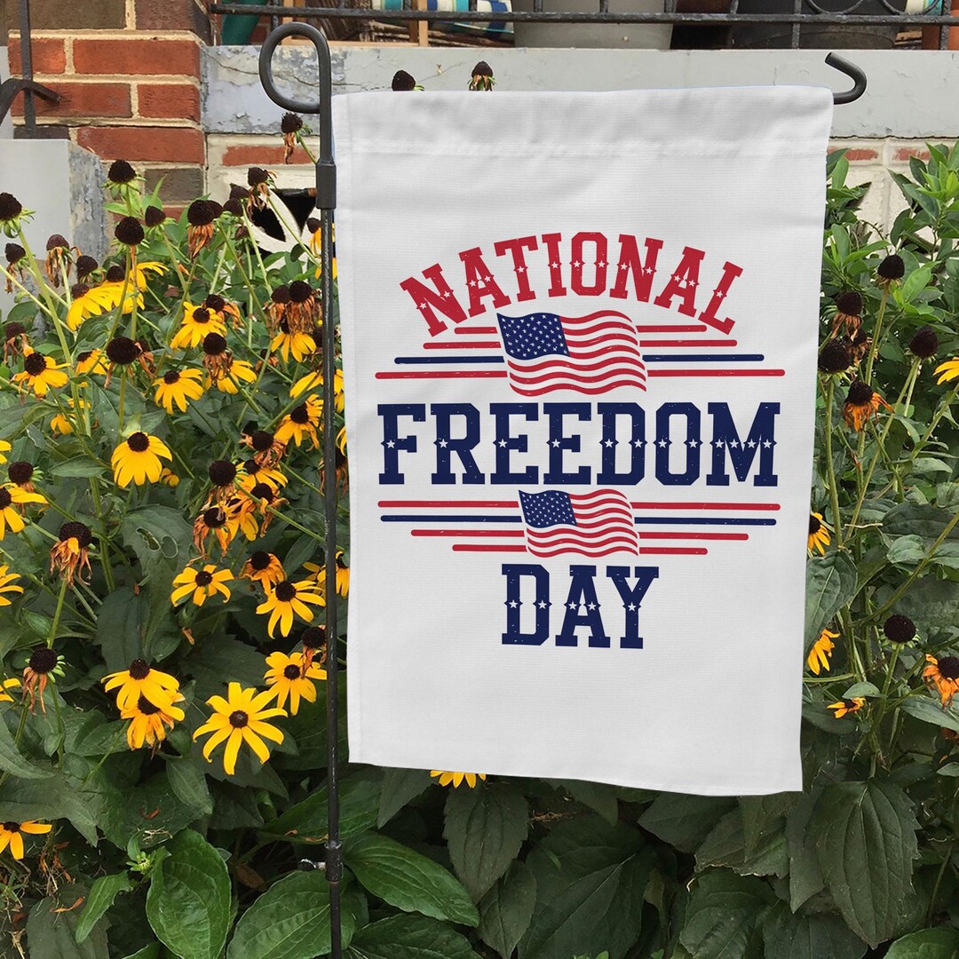 Celebrate Freedom Day Garden Flag, Patriotic Stars and Stripes Yard ...