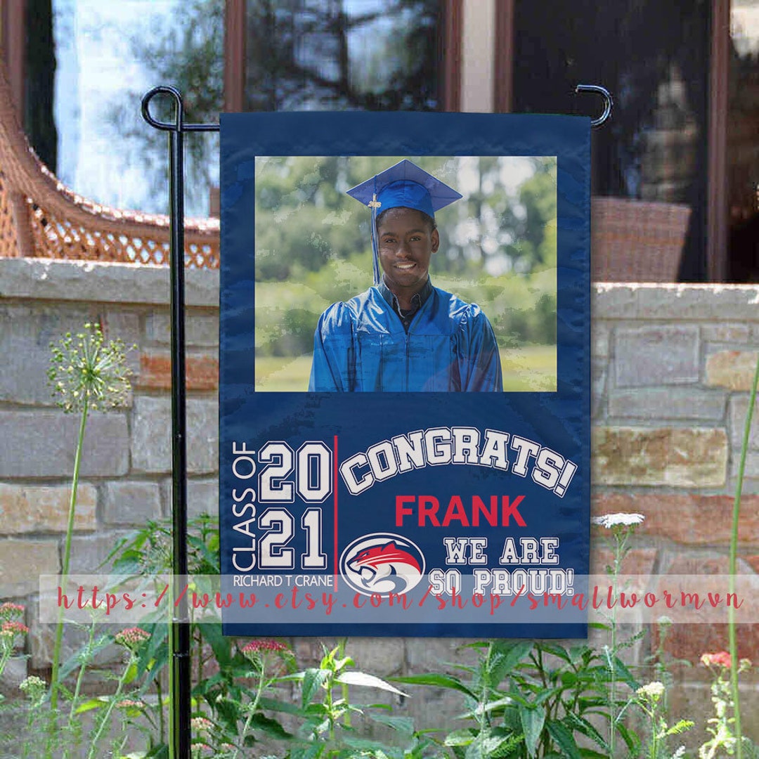 Custom Class of 2024 Grad Flag, Graduate Yard Sign, College Grad Flag ...