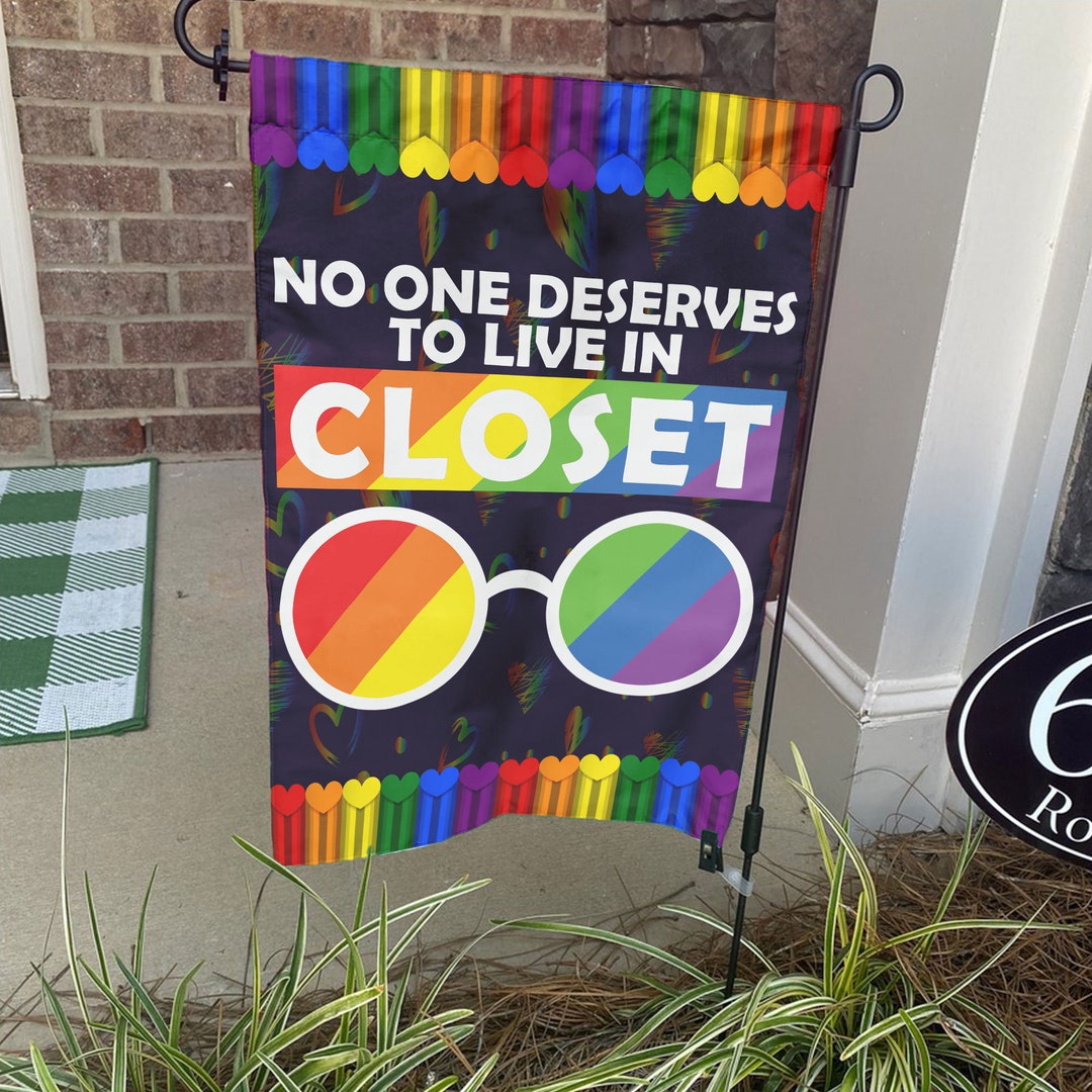 No One Deserves to Live in Closet Flag, Progress Pride Flag, LGBT Gay ...