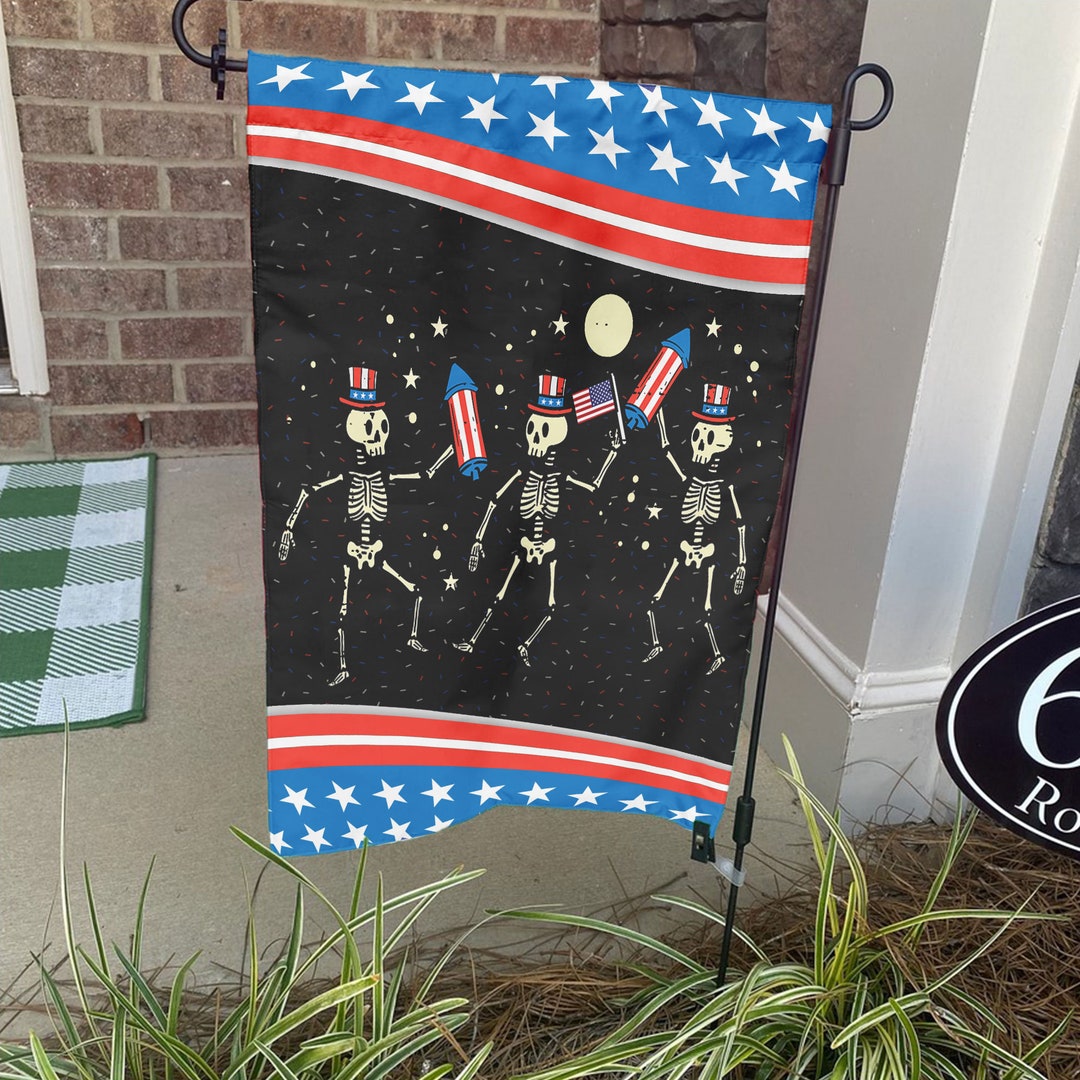 Happy 4th of July Skeleton Flag, Dancing Skeletons Patriotic Garden ...