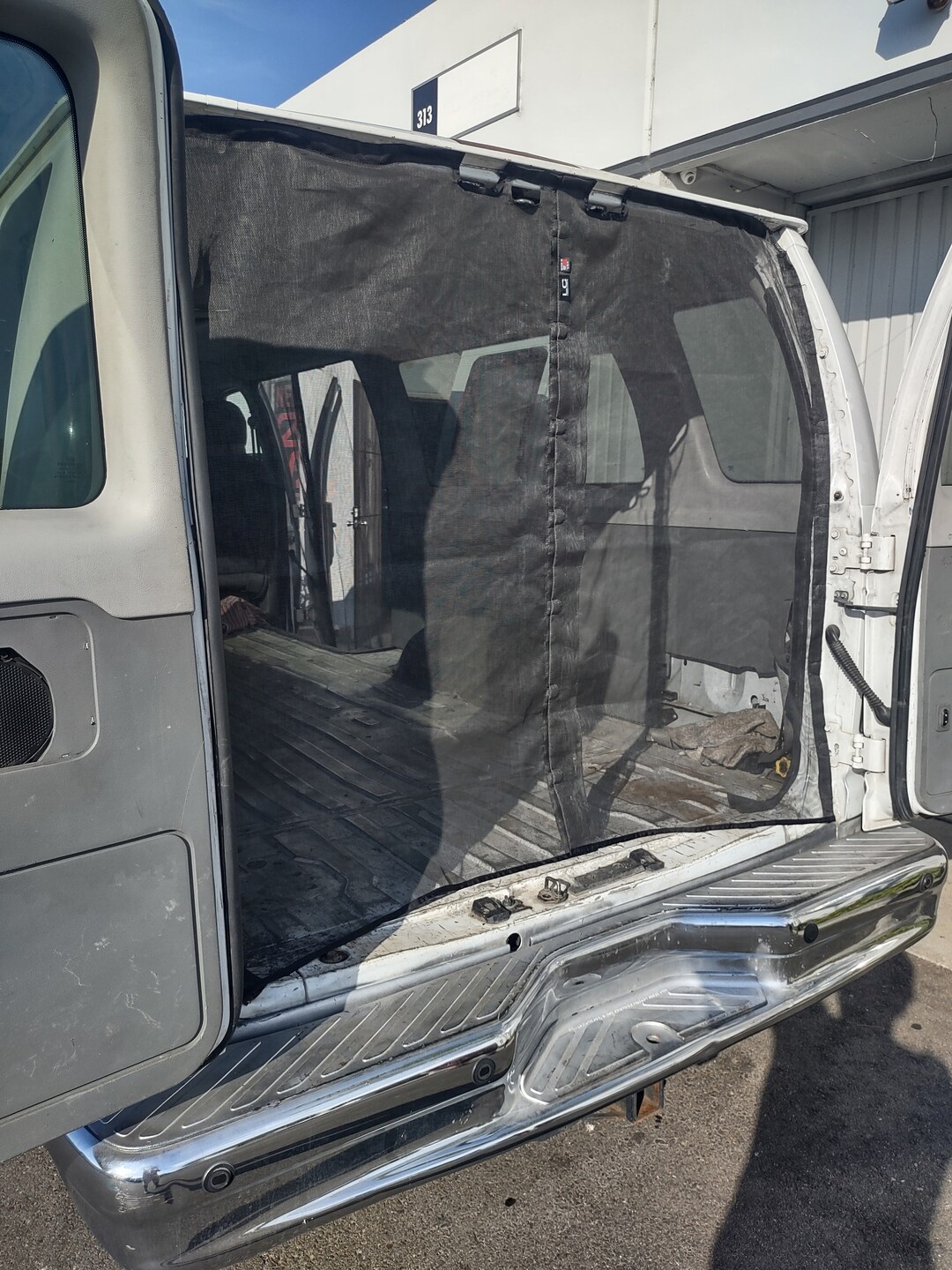 1998-2016 Ford Econoline Van Rear Doors Magnetic NO-SEE-UMS Bug Net ...