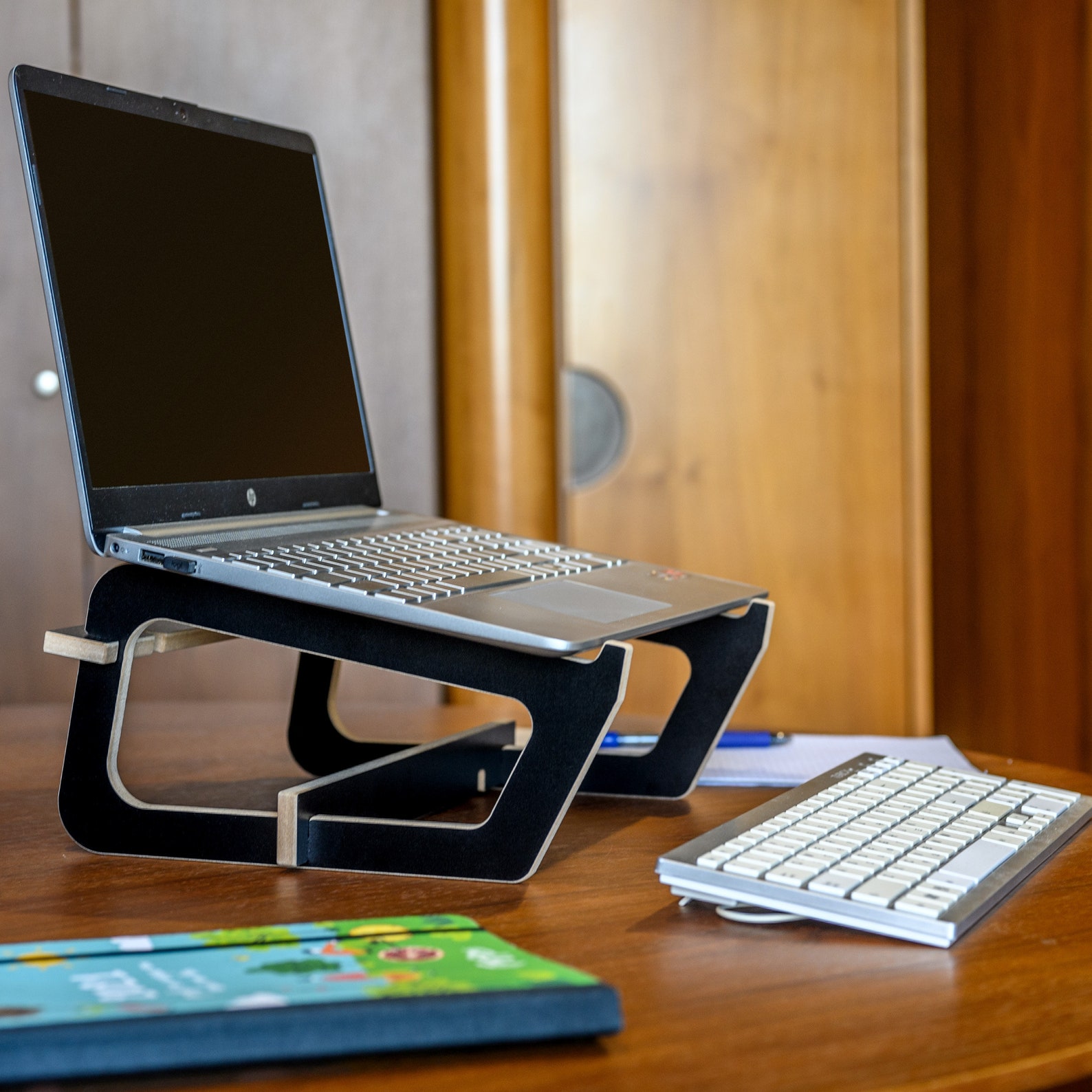 Elevated Laptop Stand Wood / White / Black Wood Laptop - Etsy