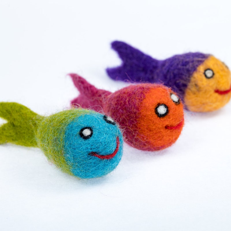 Cat Felt Fish Toy - Etsy