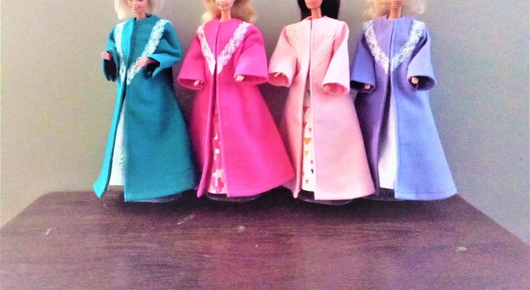 Handmade Doll Clothes - Robe/nightgown Set for 11.5