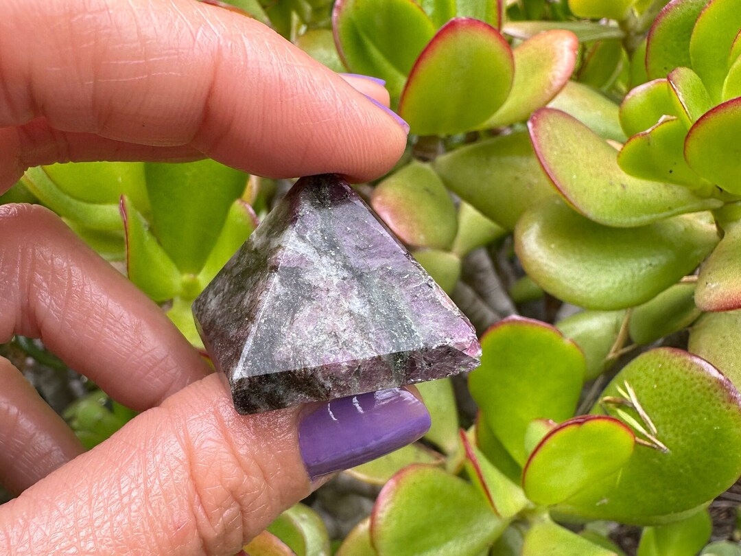 Purple Garnet Pyramid Crystal Pyramid Pyramid Decor - Etsy