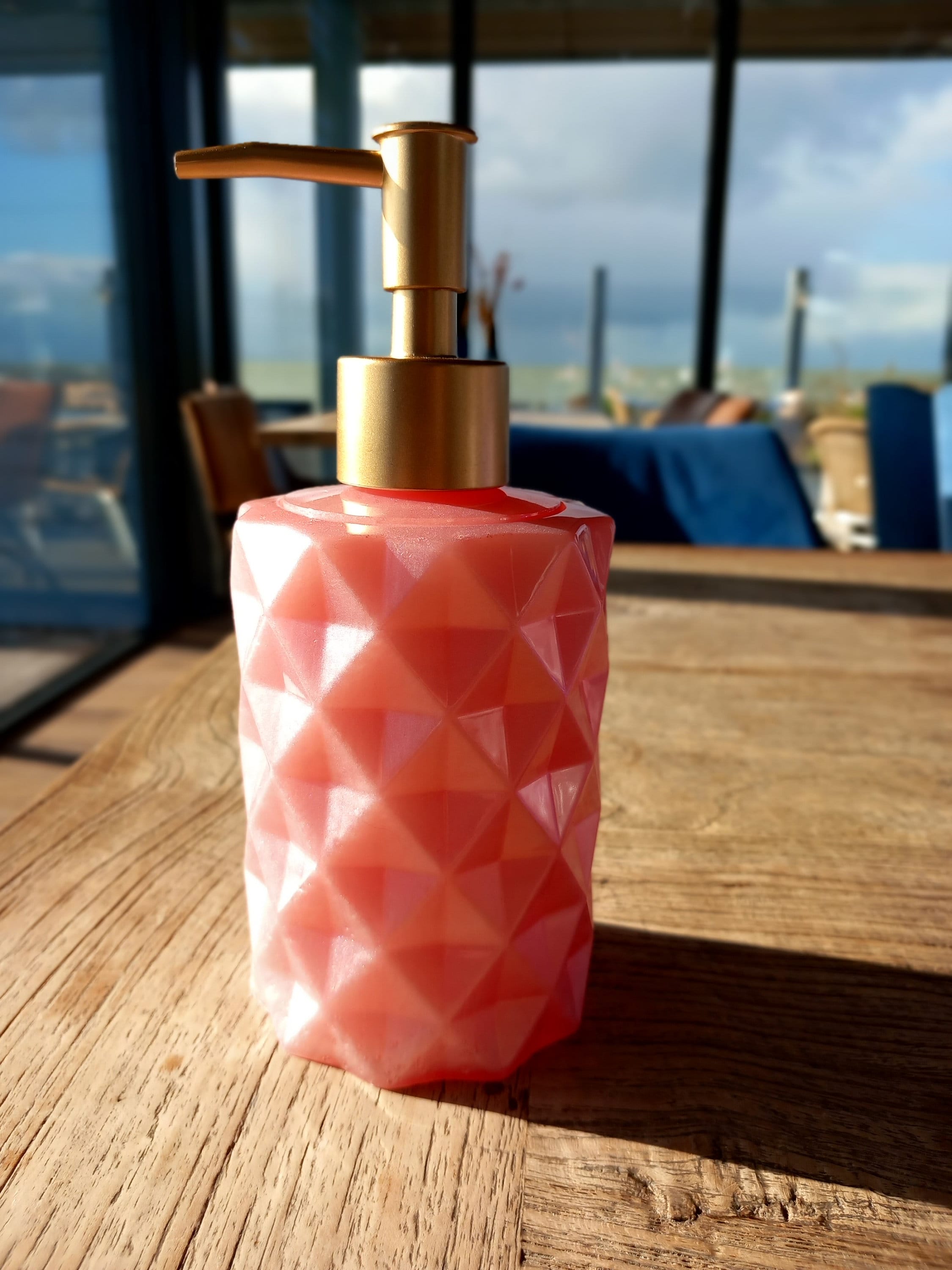 Elegant Pink Luxury Soap Dispenser | Bathroom Accessory Luxurious Soap ...