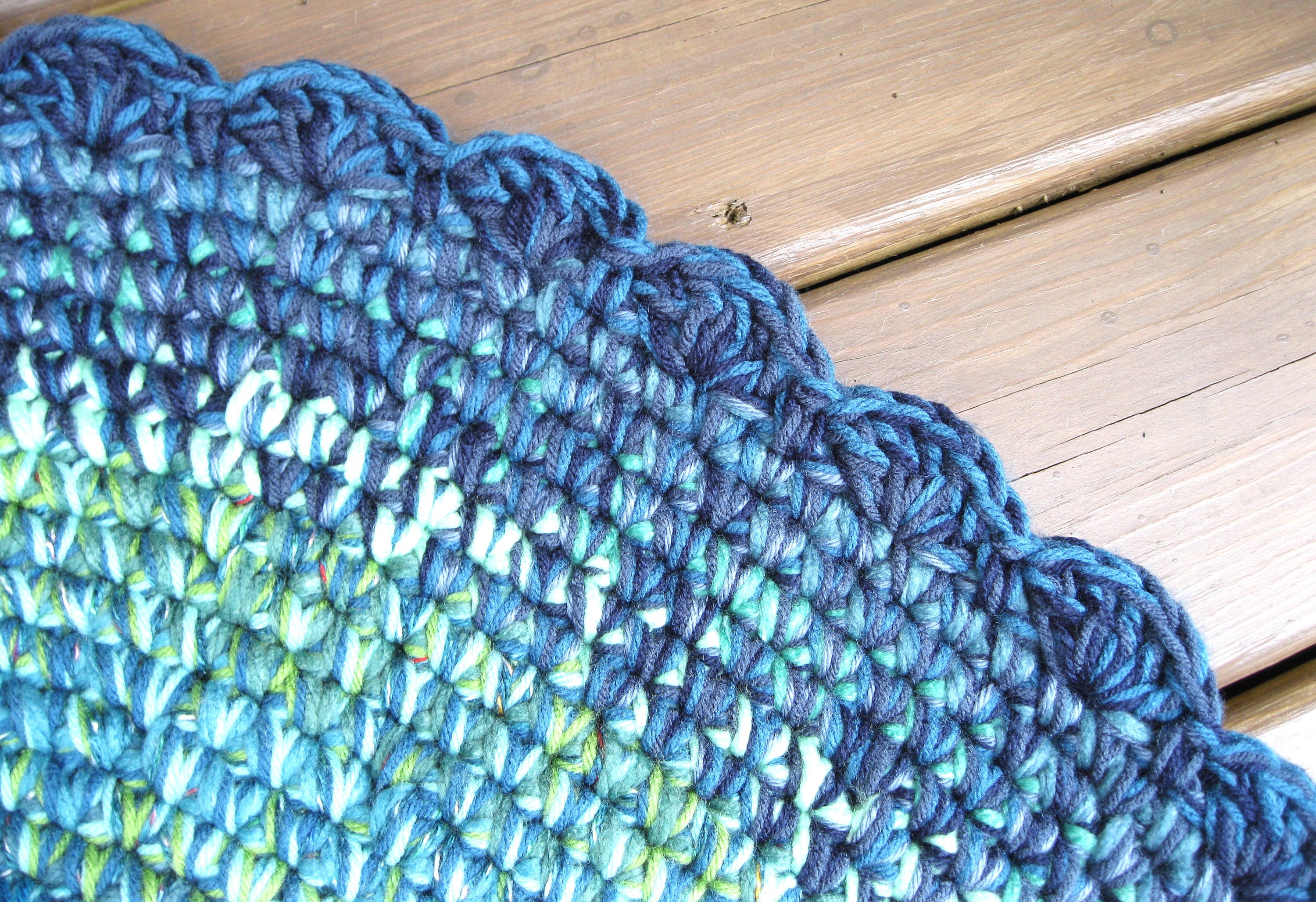 Round Rag Rug Handmade Crochet Teal Blues 38 Scalloped Edging Acrylic ...