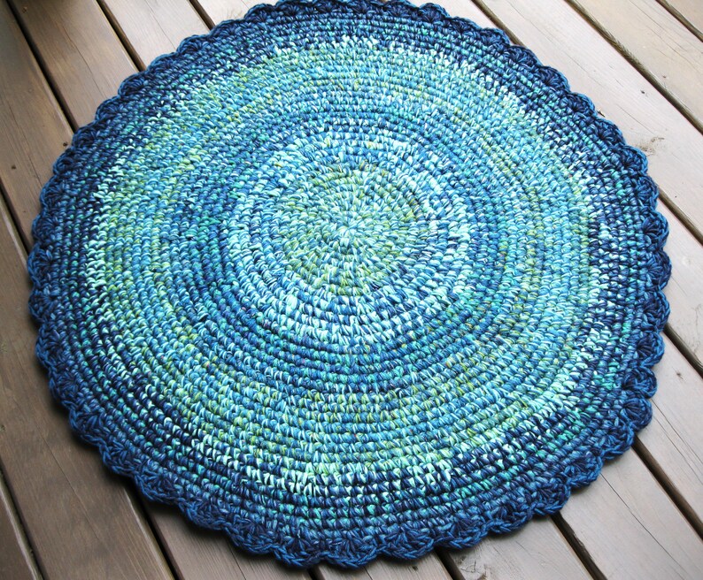 Round Rag Rug Handmade Crochet Teal Blues 38 Scalloped Edging Acrylic ...