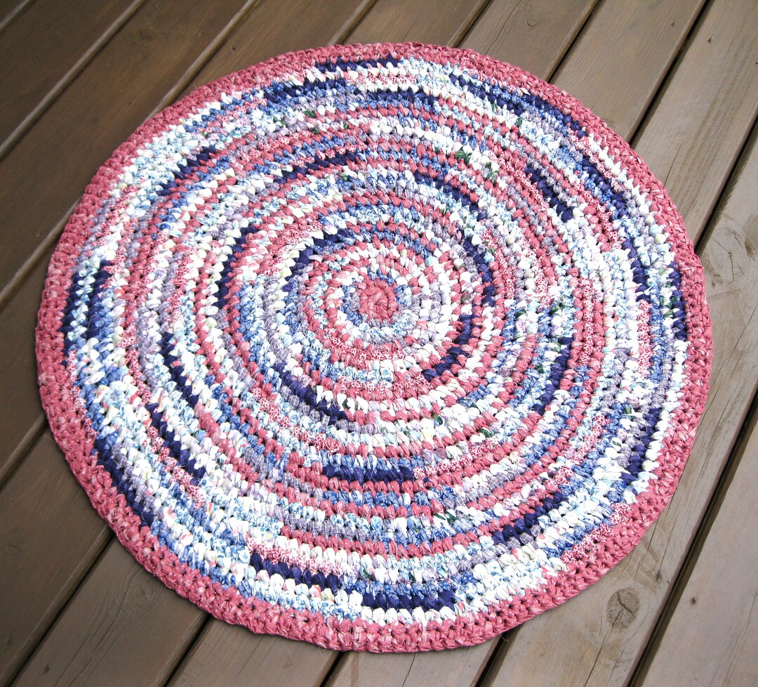 Rag Rug Round 33 Across Pinks Purples Kitchen Bathroom Bedroom Rug ...