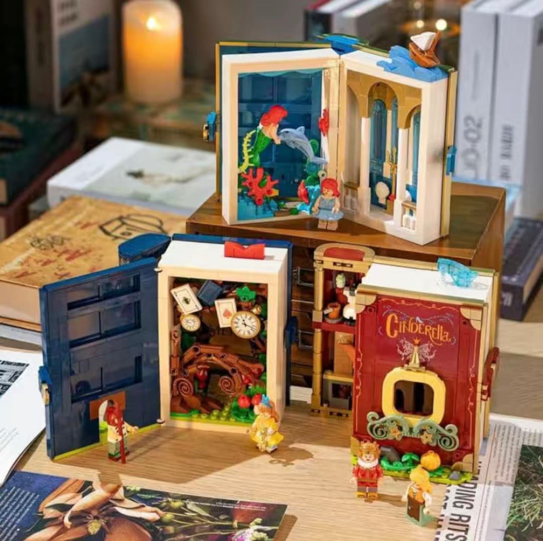 Alice in the Wonderland Building Block Book, DIY Kit - Etsy