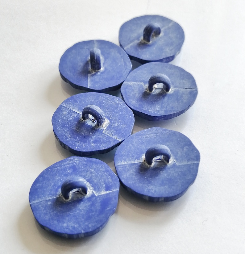 6 Cobalt Blue Flower Buttons: Plastic Daisy Embellishments (14mm-17.5mm ...