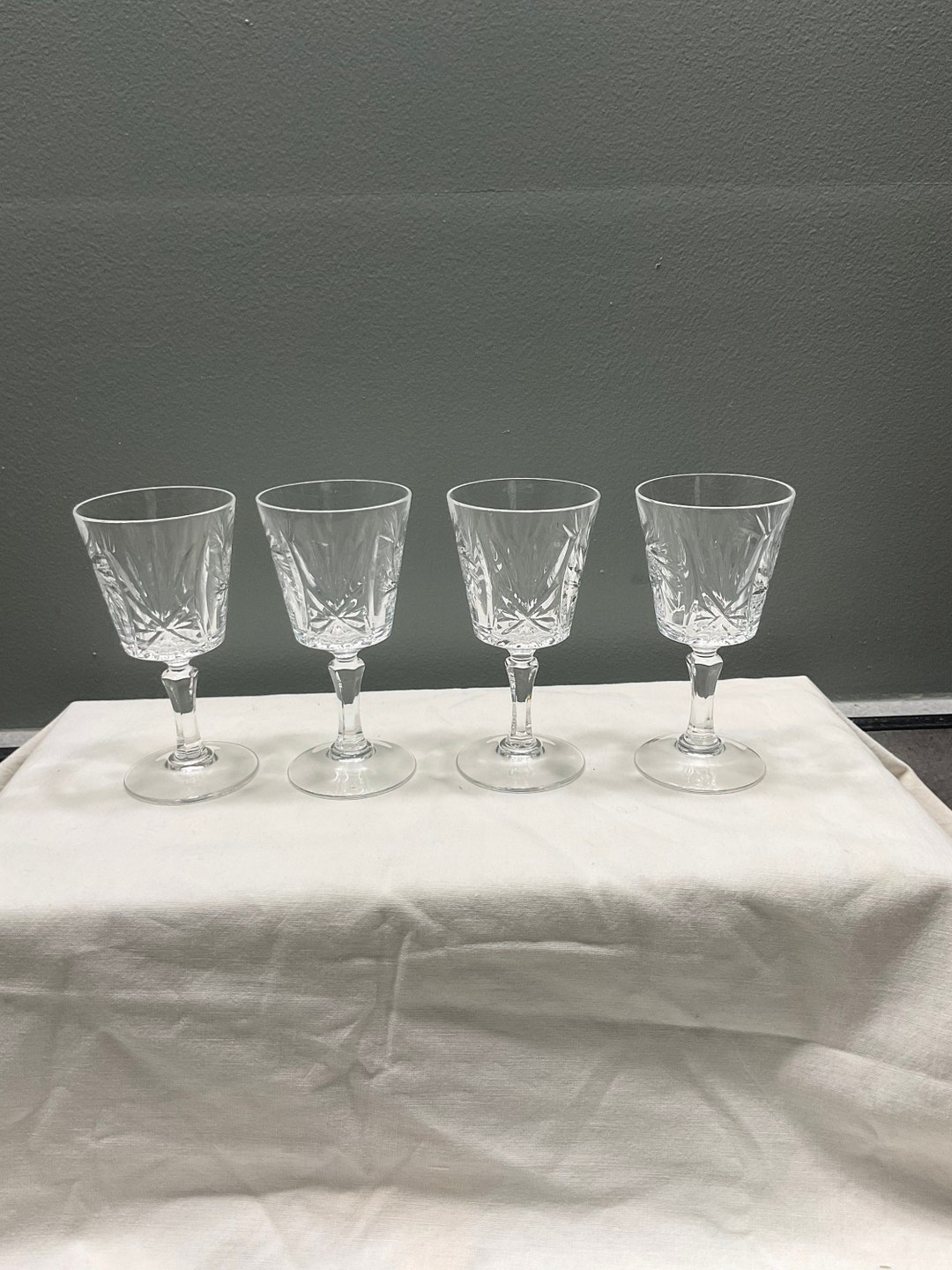 Vintage Cut Crystal Sherry Glasses This Is A Set Of Four Etsy