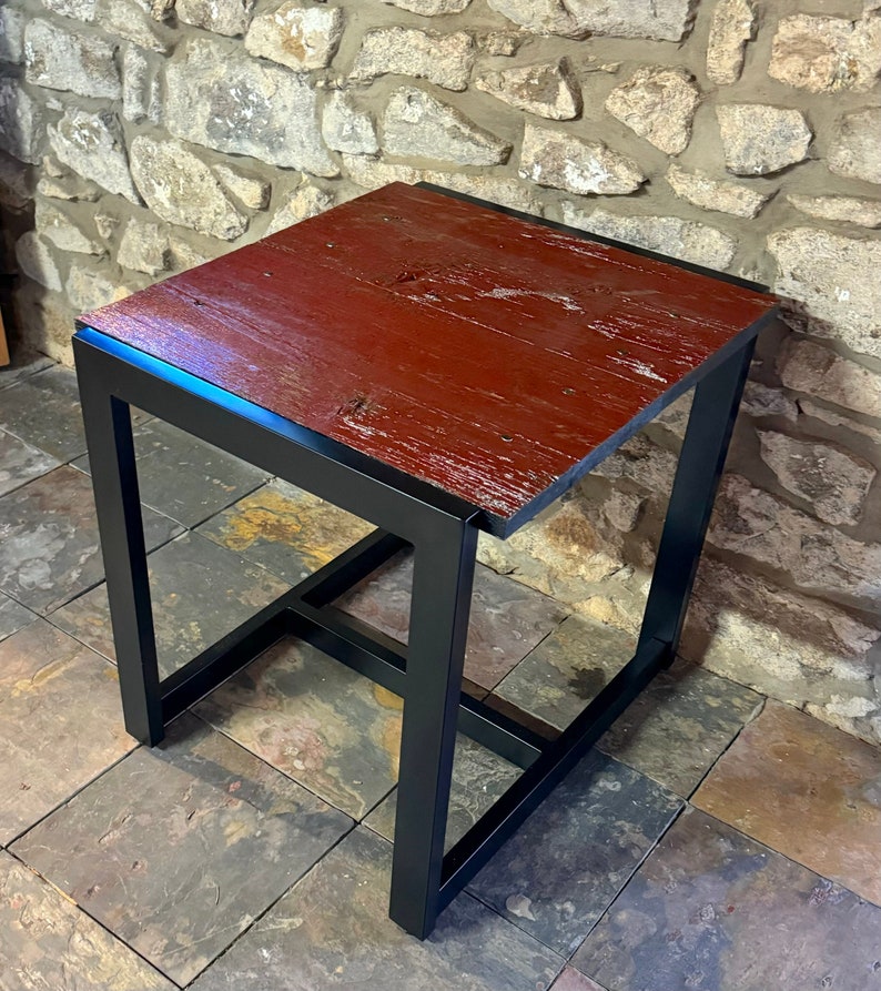 Vintage Reclaimed Upcycled Red Barn Wood Side Library Coffee Table With ...