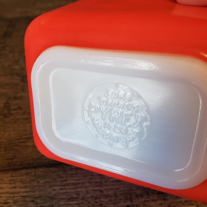 Pyrex Vintage Red / Orange Glass Bowls With Lid Refrigerator Storage ...