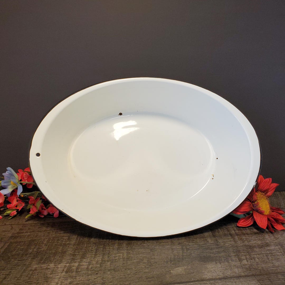 Large Enamel Basin Vintage. White With Black Rim. - Etsy