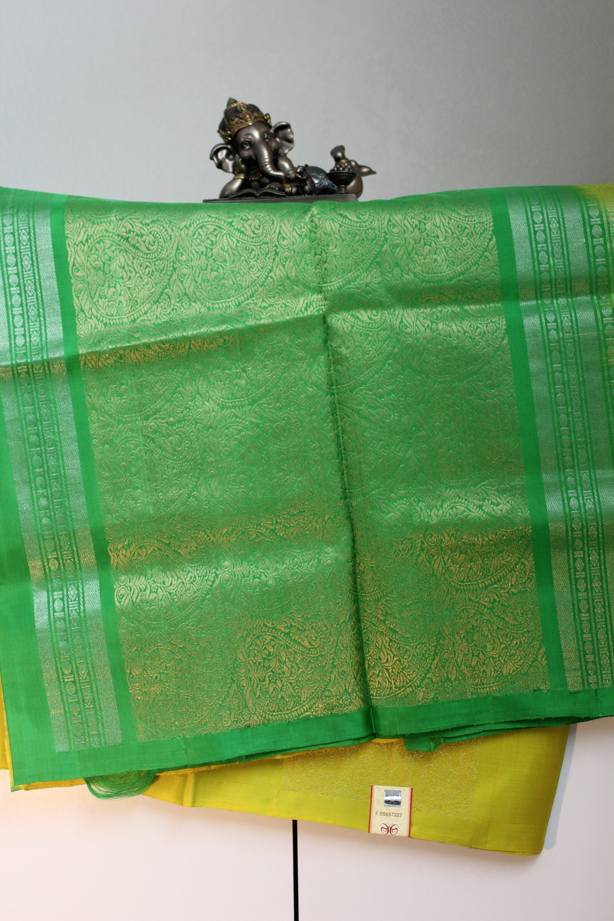 Traditional Soft Silk Saree/ Pure Handloom With Silk Mark Certified ...