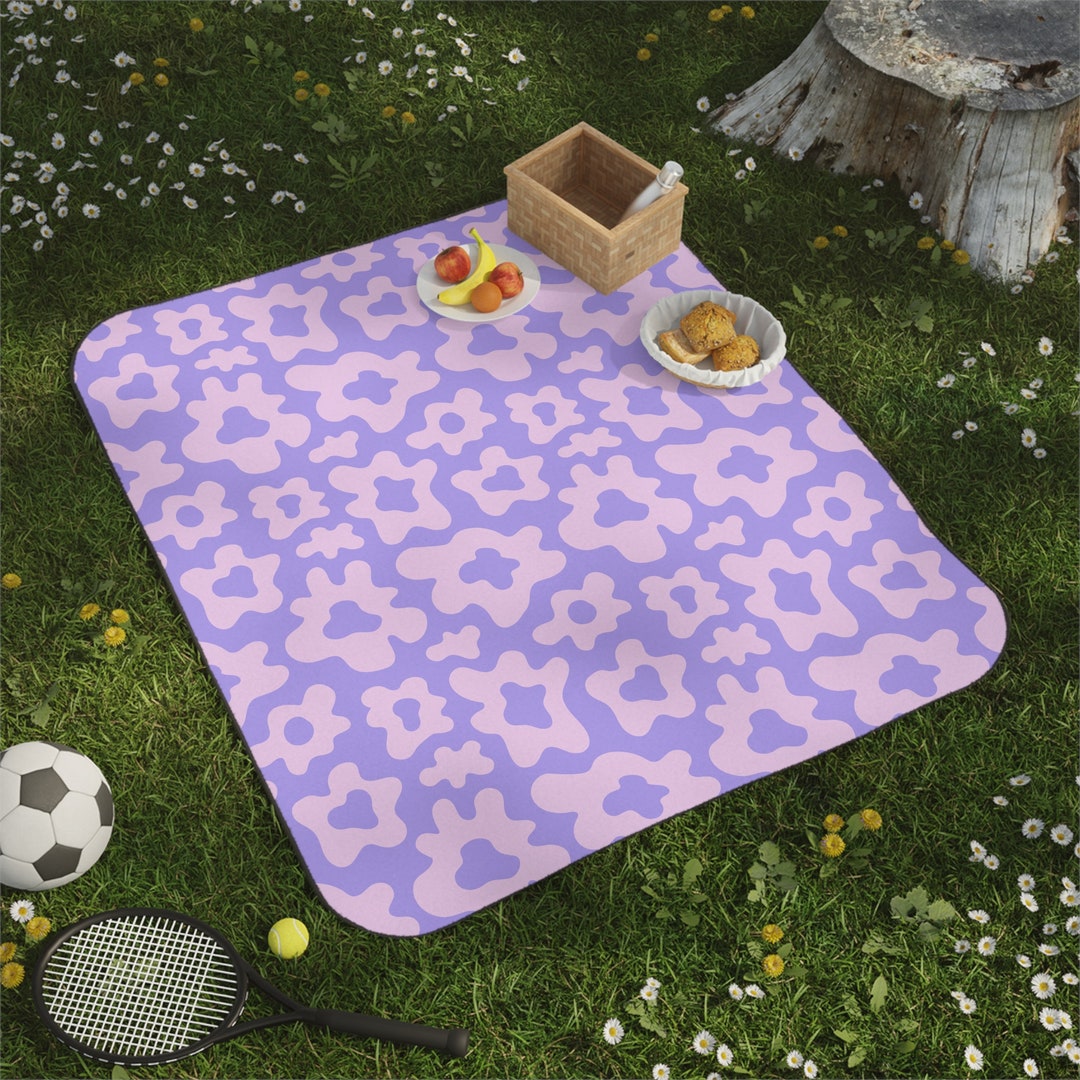 Groovy Flower Picnic Blanket Purple Y2K Beach Blanket Sunbathing ...