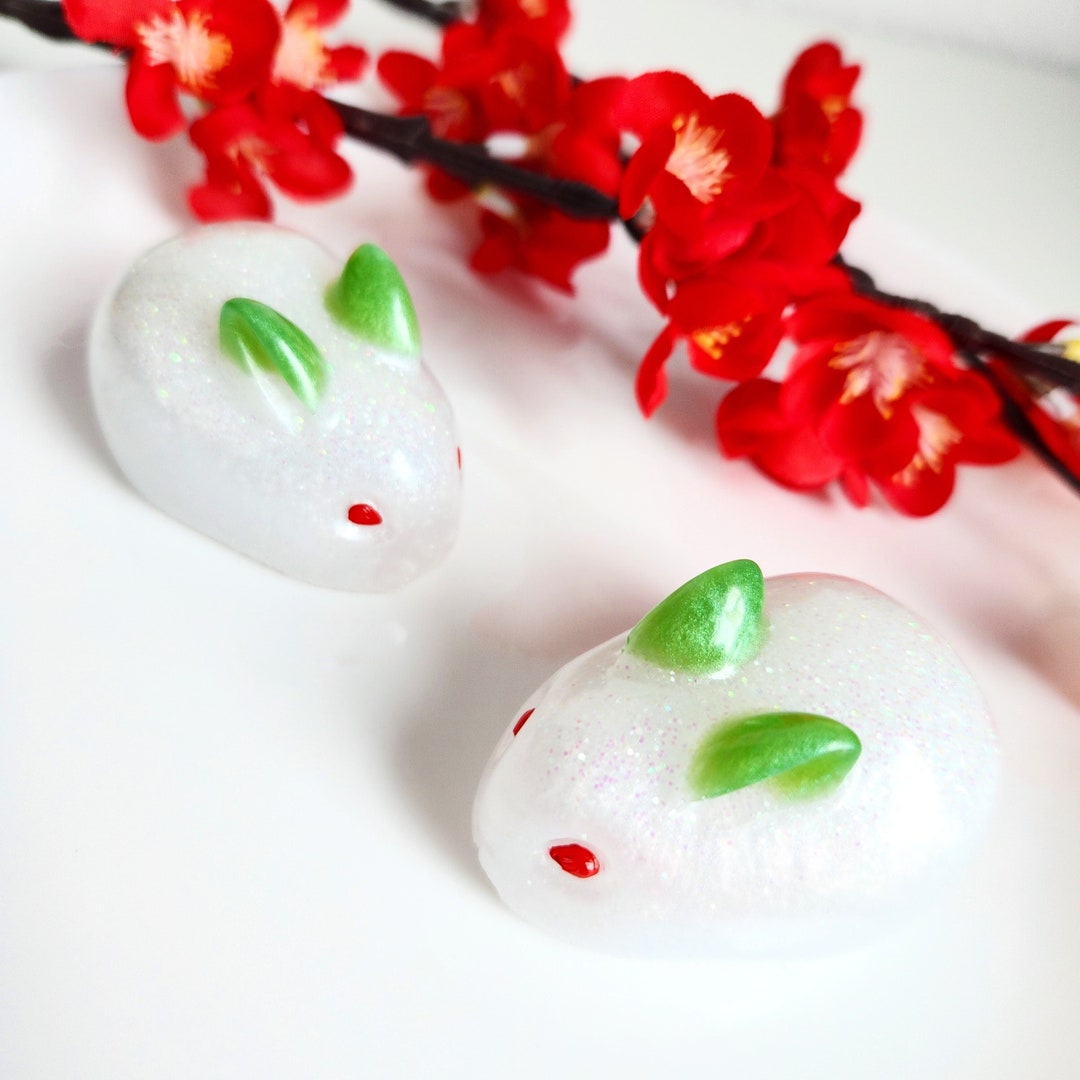 Japanese Snow Rabbit - Yuki Usagi / Cute Chibi Snow Bunny/ Kawaii ...