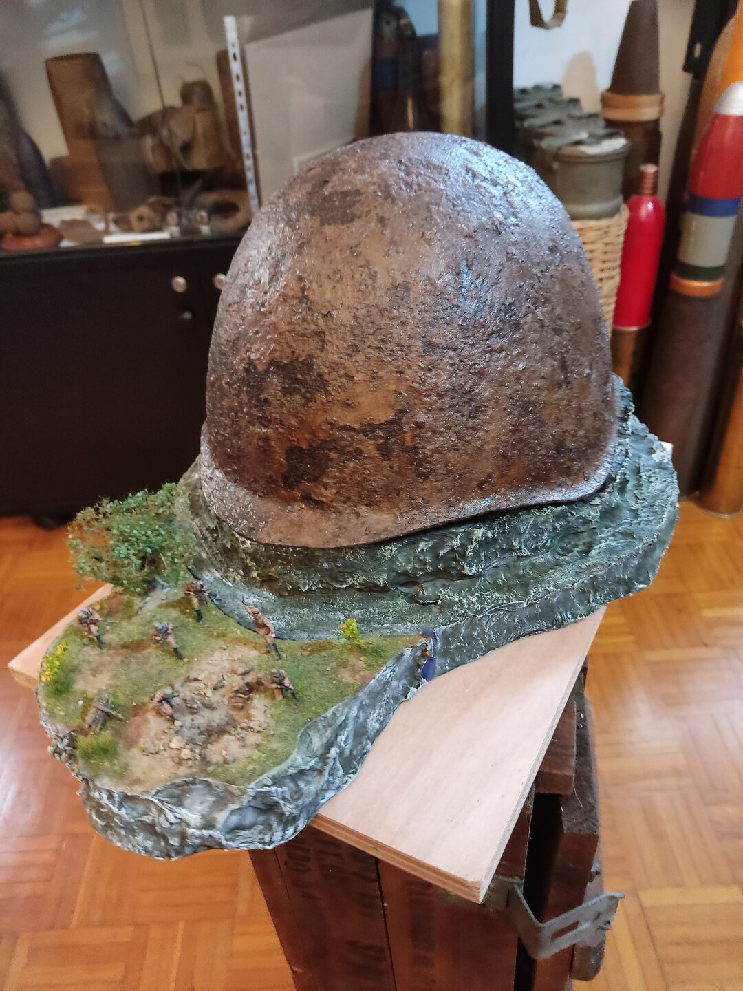 Soviet Military Helmet Relic Ssh40 With Diorama 1/72 Kurland ...