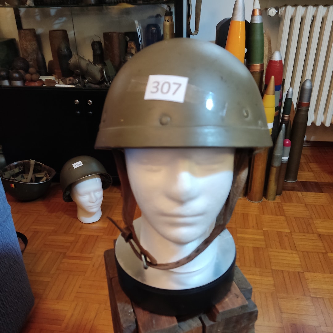 France - 1950s-60s Tank Driver's Helmet, in Fiber - France - 50s-60s ...
