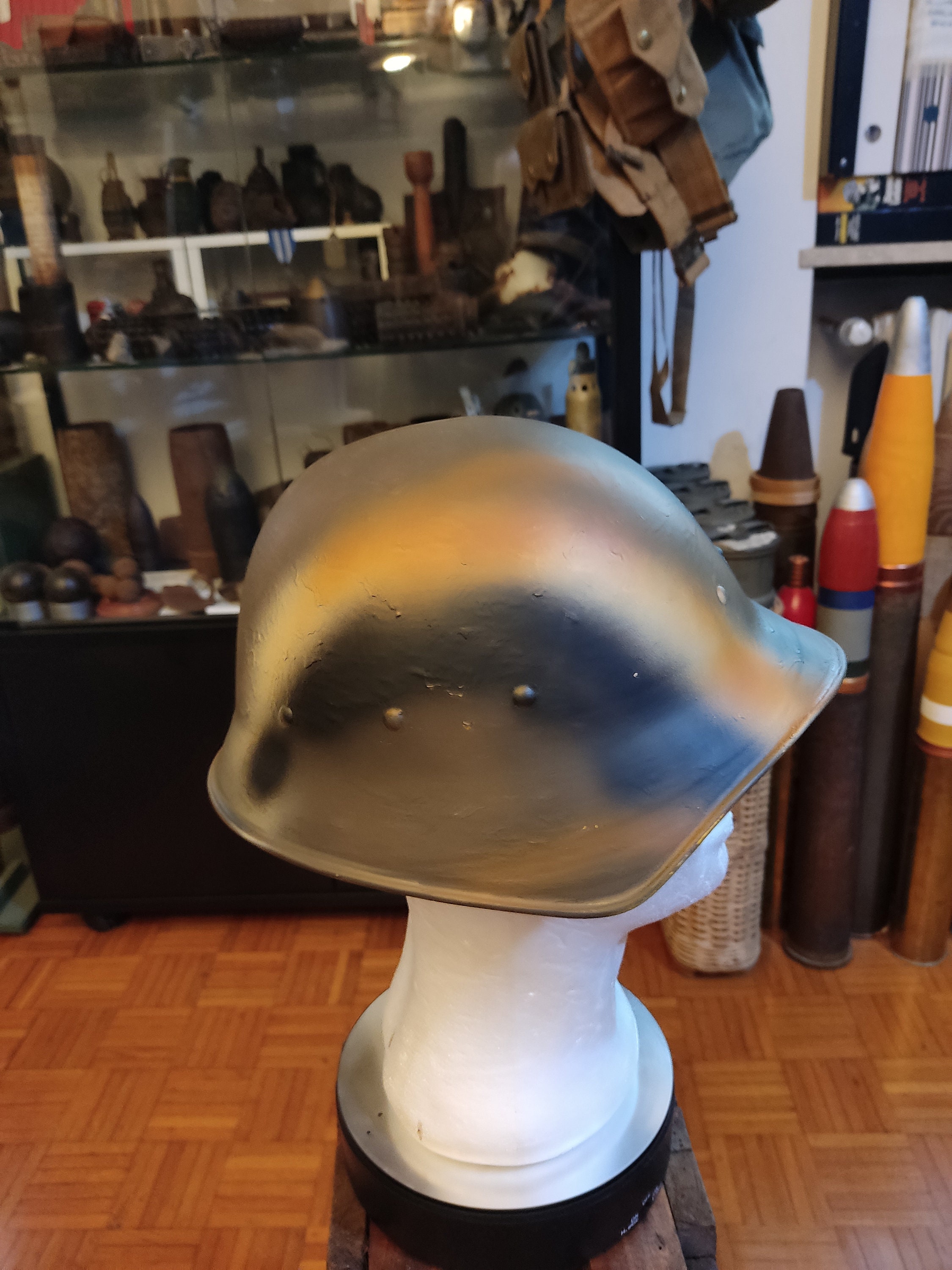 Swiss Helmet in Aluminum for Civil Defense Airsoft Repainted 1 Swiss ...