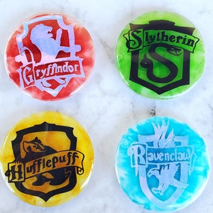 Wizard School's Crest and Colors Phone Grip or Badge Reel Potter Gift ...