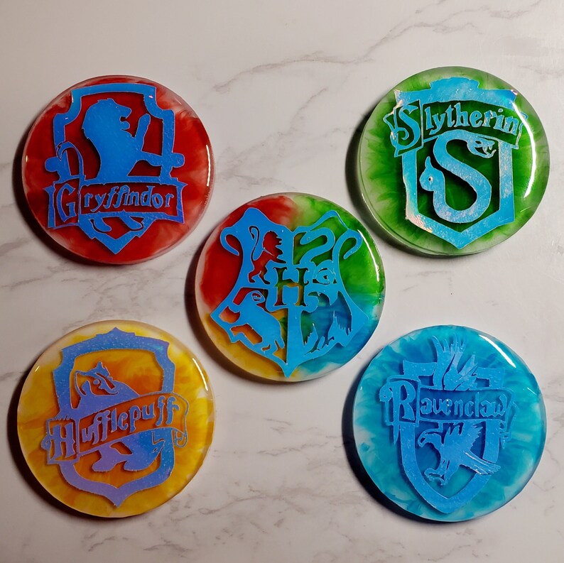 Wizard School's Crest and Colors Phone Grip or Badge | Etsy