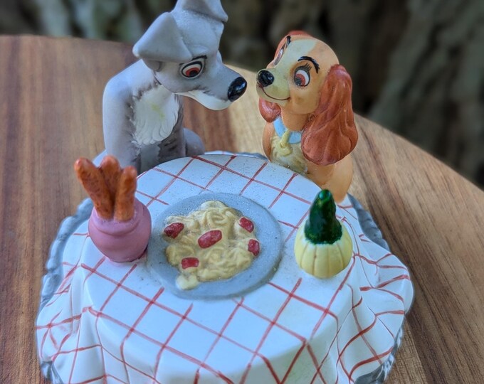Walt Disney Lady and the Tramp Music Box Disney Music Box Lady and the ...