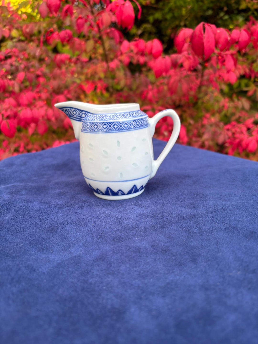 Ling Long Vintage Blue & White Rice Grain Cream Pitcher Tienshan ...