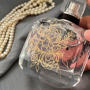 Engraved Flowers on Perfume Bottle Vintage Florals Engraved, Perfume ...
