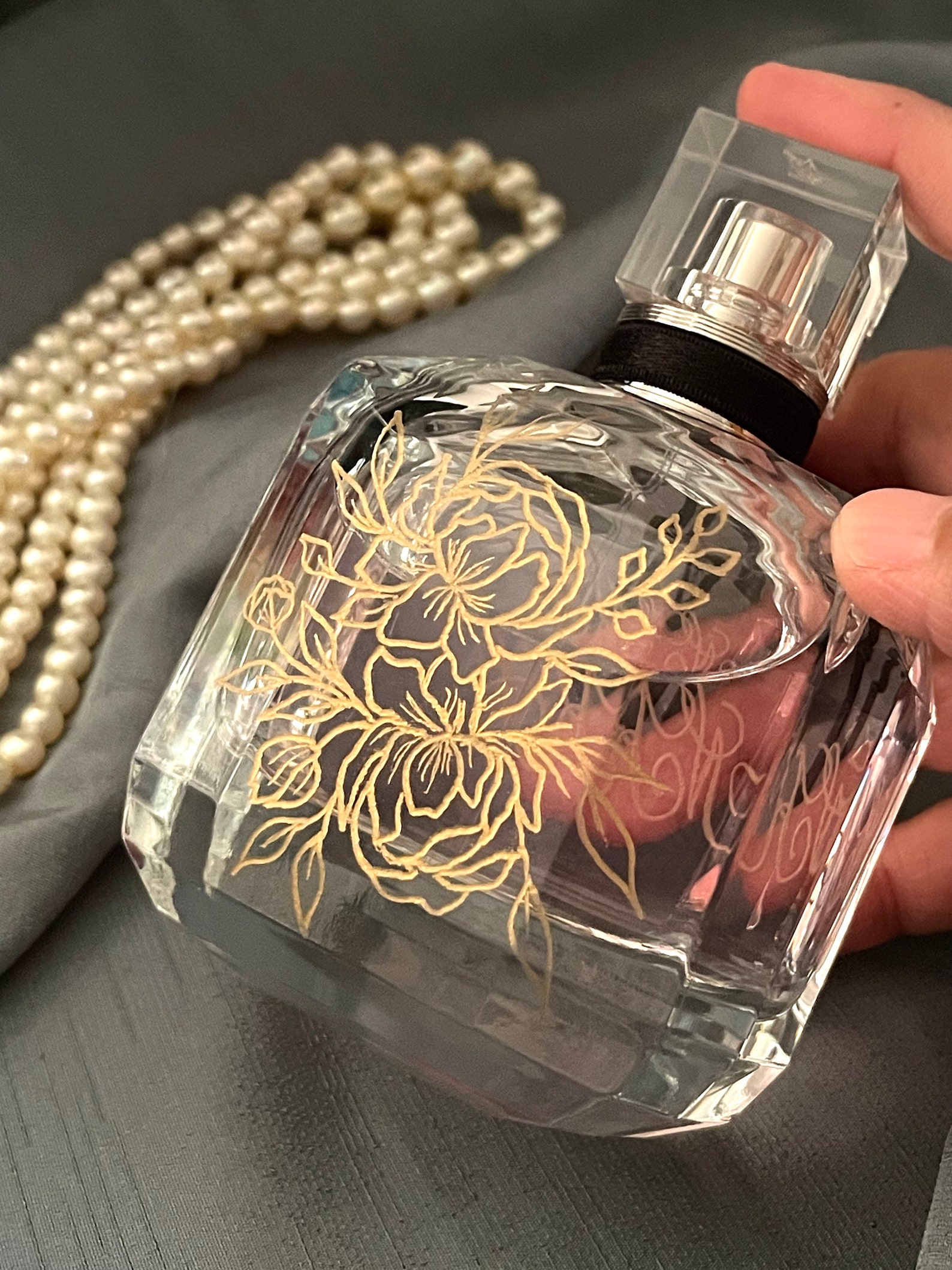 Engraved Flowers on Perfume Bottle Vintage Florals Engraved, Perfume ...