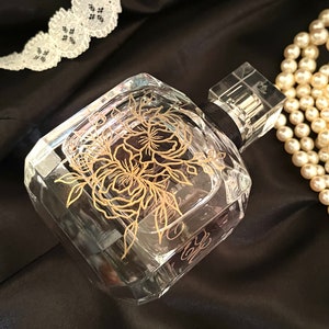 Engraved Flowers on Perfume Bottle Vintage Florals Engraved, Perfume ...